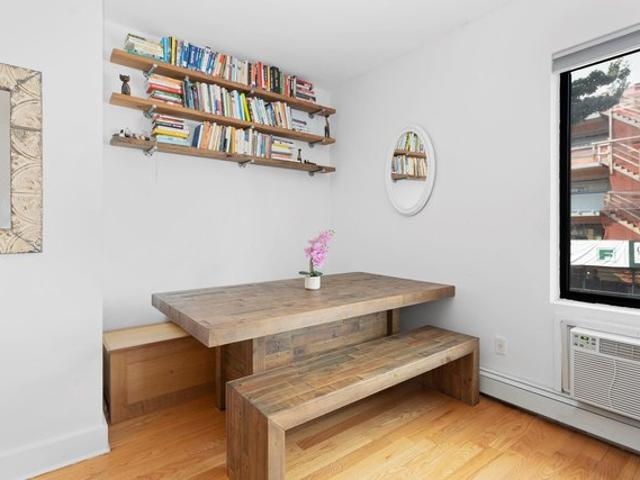 270 Greene Ave Apt 2A, Brooklyn, NY 11238