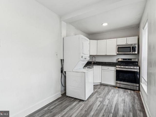 270 Dupont Street # 2