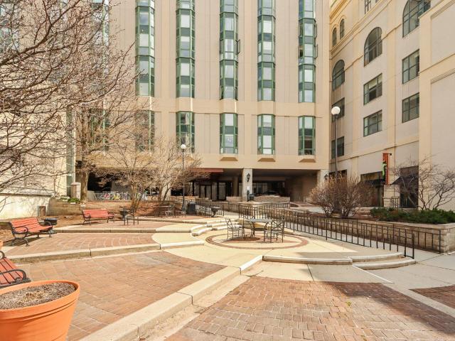 270 E Highland Ave, Unit 223