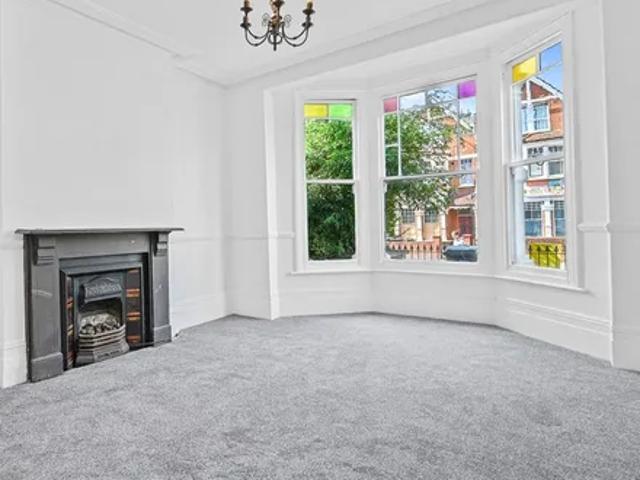 270 Ferme Park Road, London, N8 9BL, United Kingdom | 2 bed apartment for rent #167487039 | Rentberry