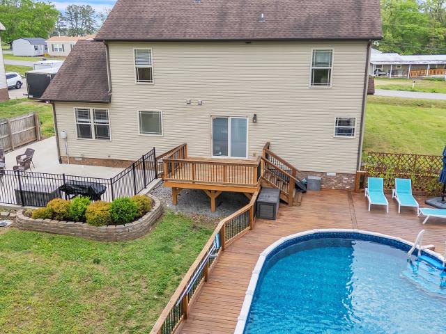 270 Harper Rd, Clarksville, TN 37043 | MLS #3177 | Compass