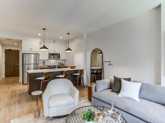 270 Hennepin Ave, Unit 616, Minneapolis, MN 55401 | MLS #7043 | Compass