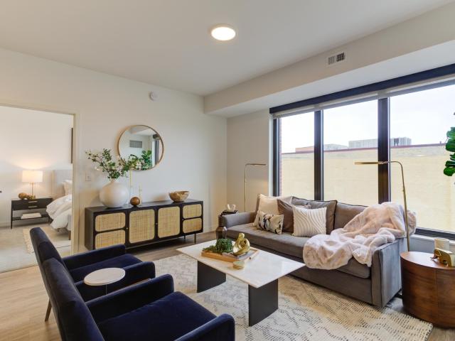 270 Hennepin Avenue # 919