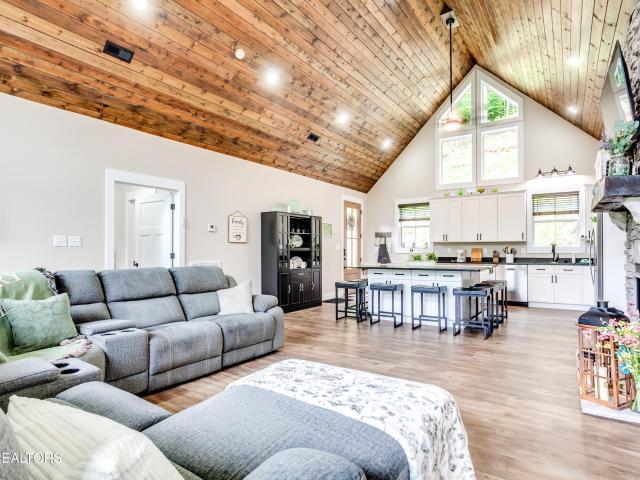 270 Jessee Rd