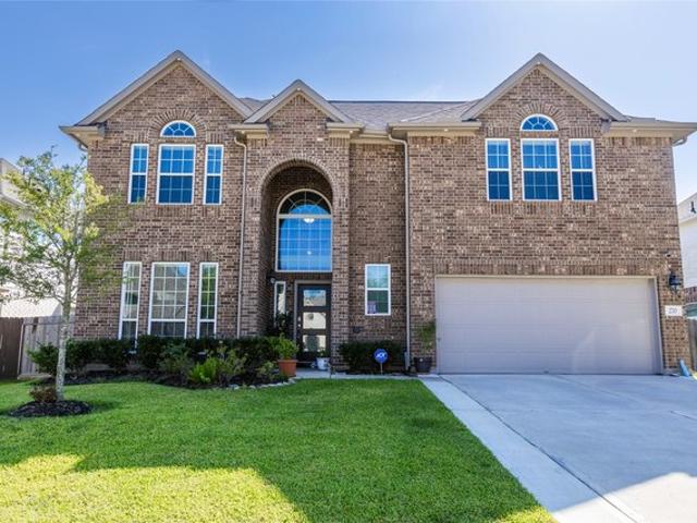270 Little Dog Dr, Montgomery, TX 77356