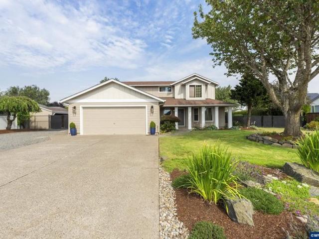 270 NE Berry St, Sublimity, OR 97385