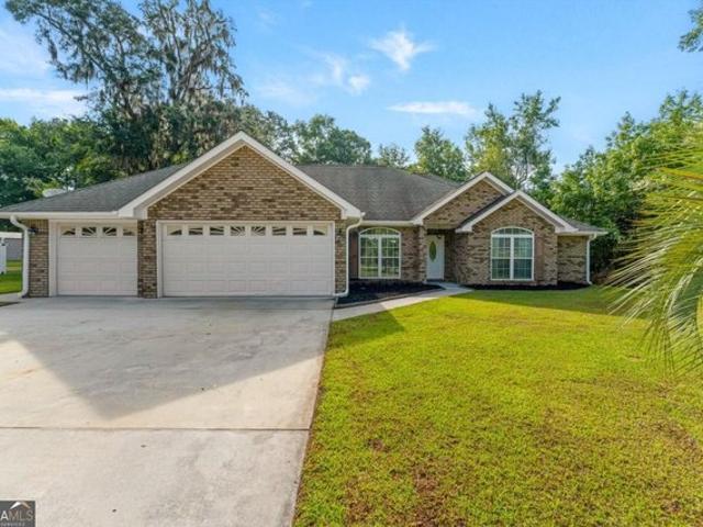 270 Sassafras Ln, Midway, GA 31320