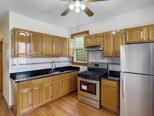 270 Stevens Ave