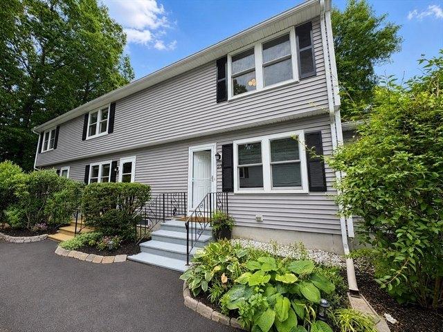 270 Sunderland Rd Apt 23, Worcester, MA 01604