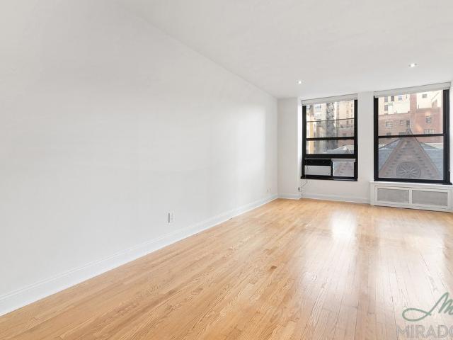 270 Park Avenue South, New York, NY