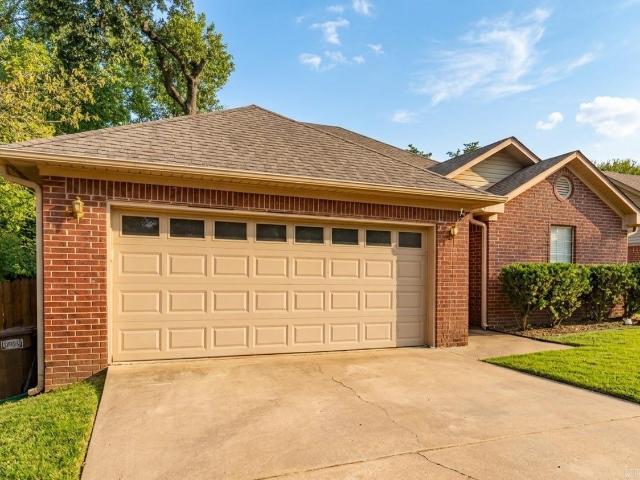 270 Pickwicket Dr