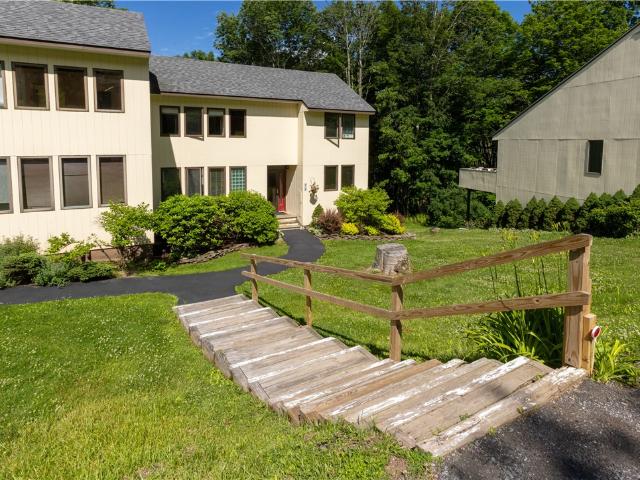 270 Pines Drive # 9 8
