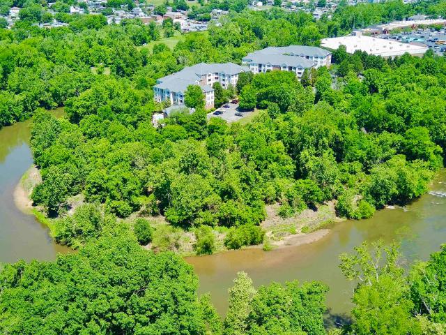 270 riverbend dr 1f