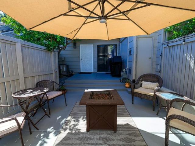 270 W Rumble Rd Apt C, Modesto, CA 95350