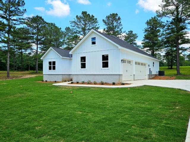 270 Woodridge Lane