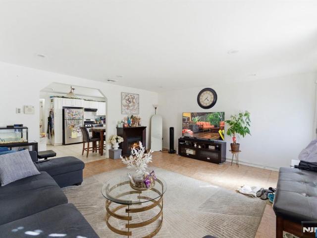 270 Westervelt Place