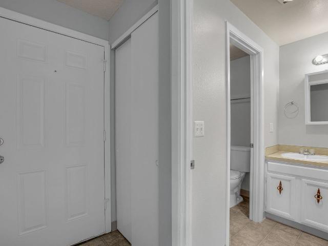 #270 WINDSOR ISLAND ESTATES 3 Bedroom Apartment for Rent at 1063 Koala St N, Keizer, OR 97303 Keizer