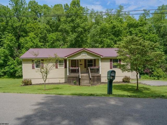 270 Taylortown Rd, Maidsville, WV 26541