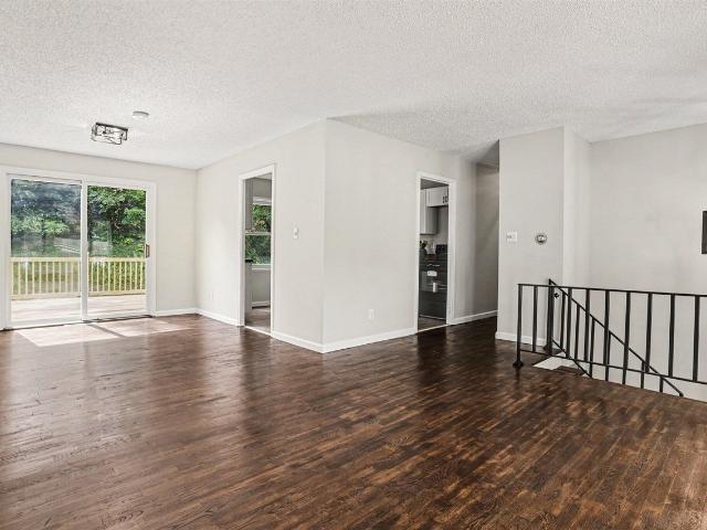 270 Viking Drive