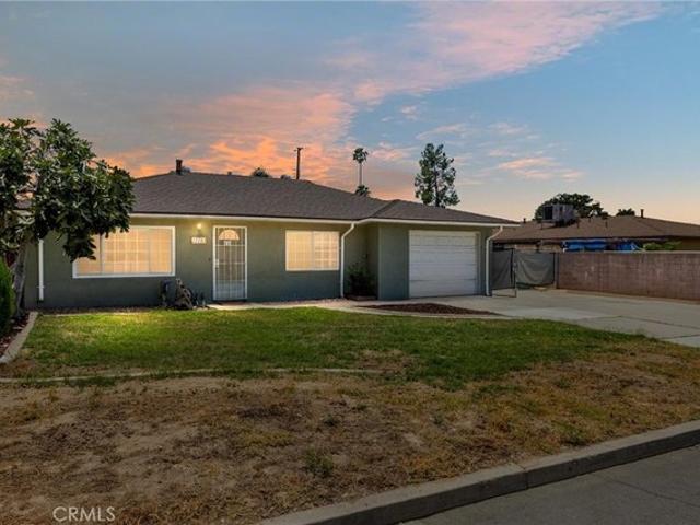 27143 Norwood St, Highland, CA 92346