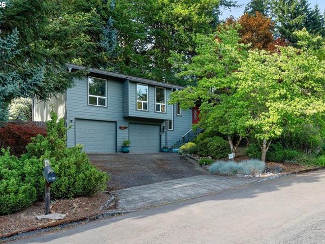 2714 NE 110th St, Vancouver, WA 98686