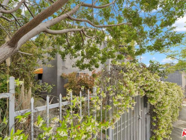 2714 Auburn Street 6