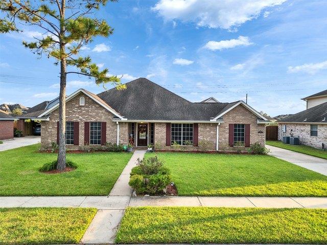 2714 Brahman Dr, Manvel, TX 77578