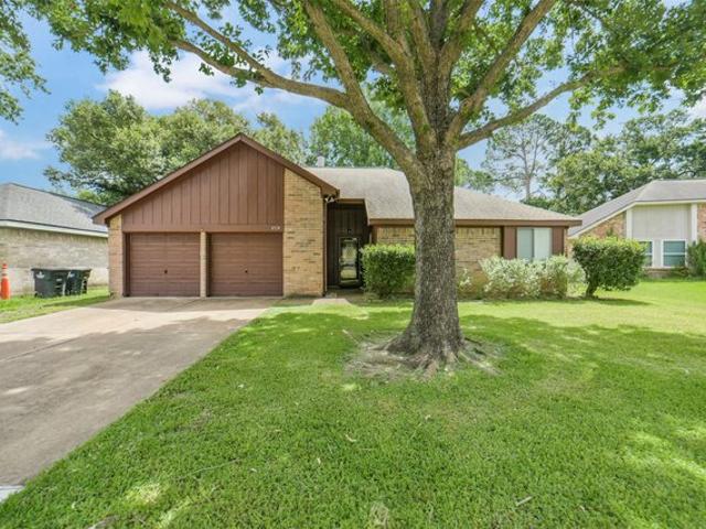 2714 Carson Dr, Katy, TX 77493