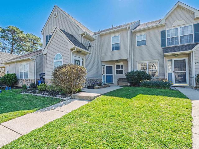 2714 Falcon Ct