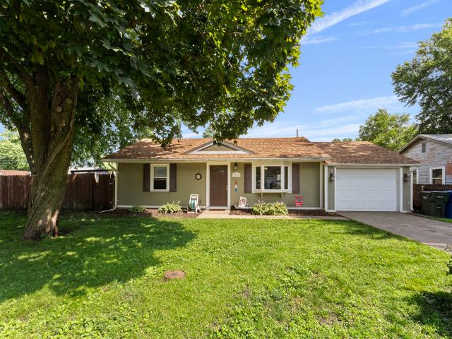 2714 W 70th Street