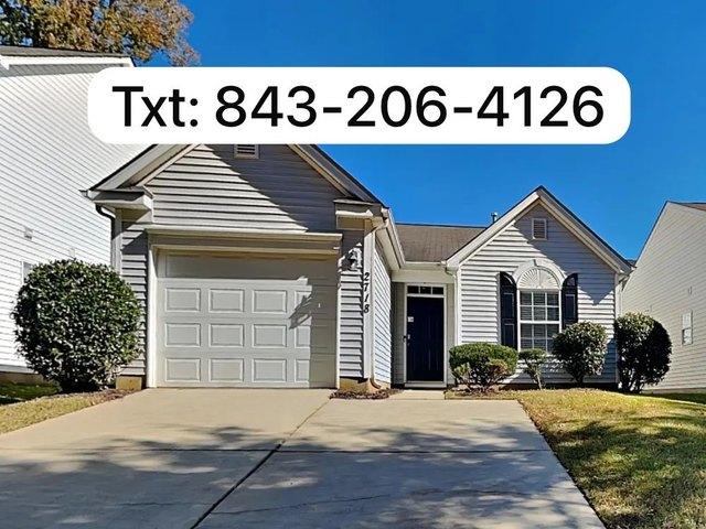 2715 Meadow Knoll Dr, Charlotte, NC 28269