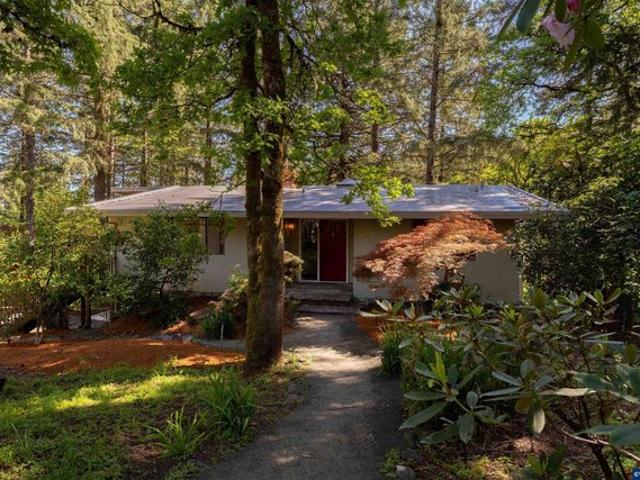 2715 NW Glenwood Pl, Corvallis, OR 97330