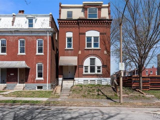 2715 Osage St, Saint Louis, MO 63118