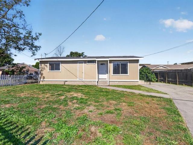 2715 Altos Ave, Sacramento, CA 95815