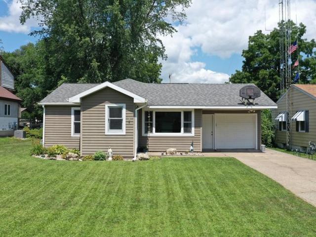 2715 Burr Oak St E, Shelby, WI 54601