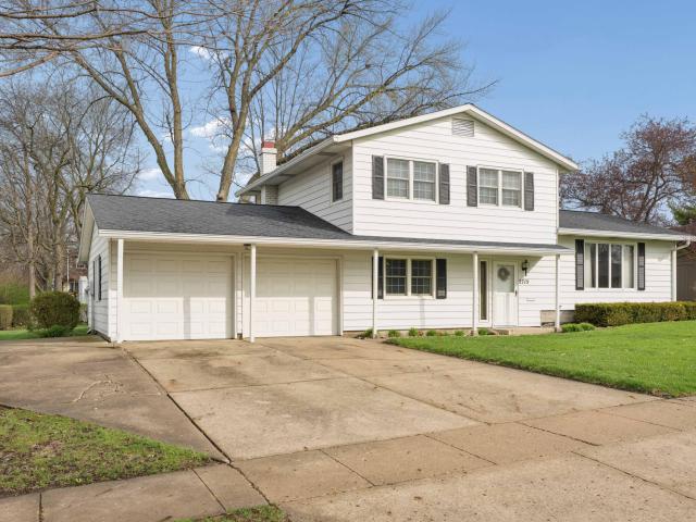 2715 Cleveland Drive