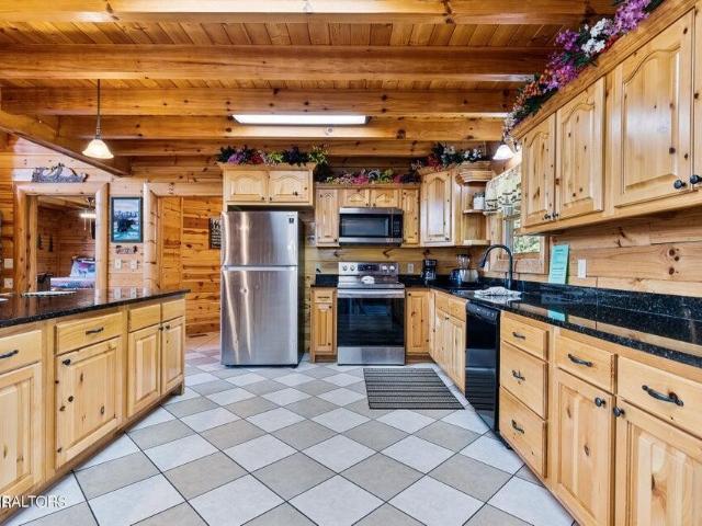2715 Dayne Dr, Sevierville, TN 37876 | MLS #3280