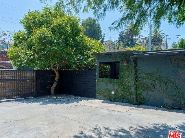 2715 Guirado Street