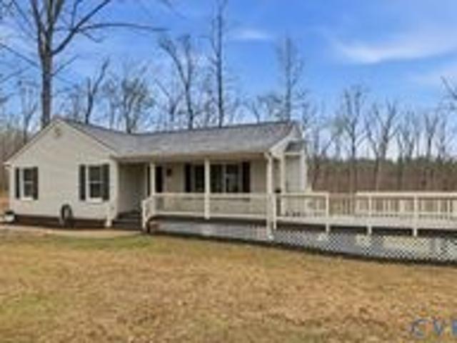 2715 Ravenwood Road
