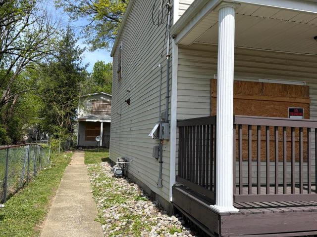 2715 Saint Xavier St