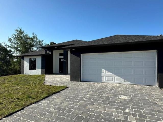 2715 16th St W, Lehigh Acres, FL 33971