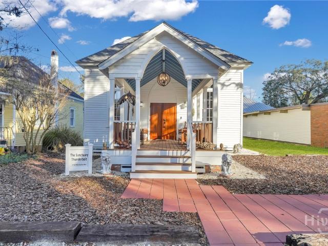 2716 Mechanics Avenue