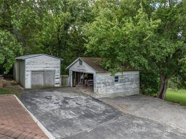 2716 Cook Road