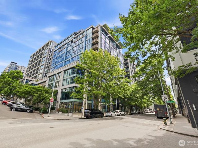 2716 Elliott Avenue # 1204