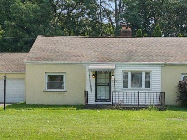 2716 Fairwood Ave, Columbus, OH 43207