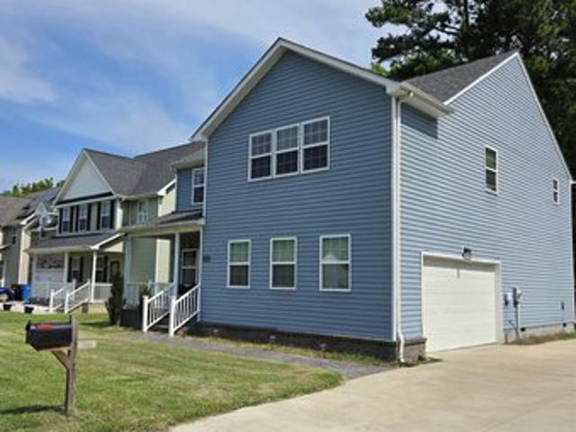 2716 Gilmerton Rd, Chesapeake, VA 23323