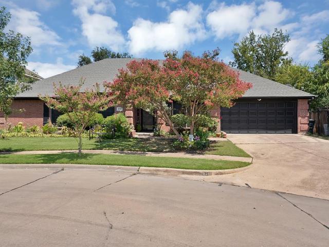 2716 Rochelle Point