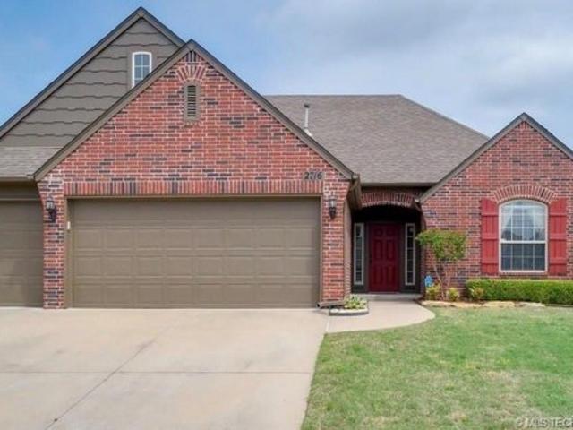 2716 W Pensacola St, Broken Arrow, OK 74011