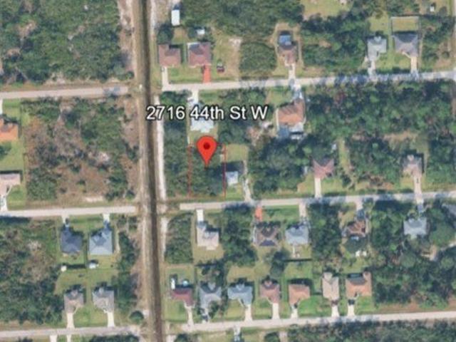 2716 44th St W, Lehigh Acres, FL 33971