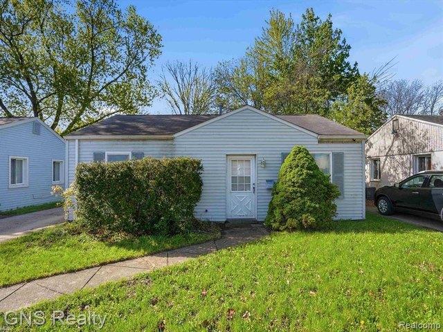 2717 Normandy Rd, Royal Oak, MI 48073